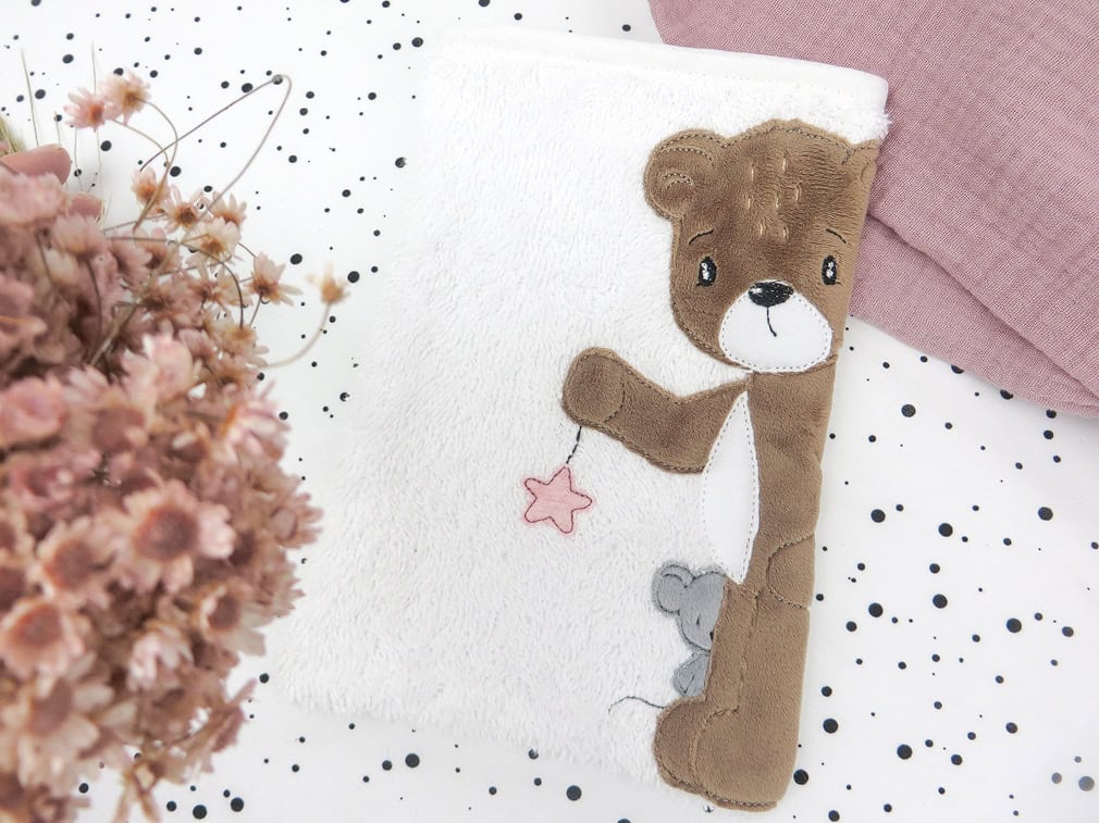 Teddy Stickdatei mit Glöckchen & Stern - Onlineshop Marleenas ...